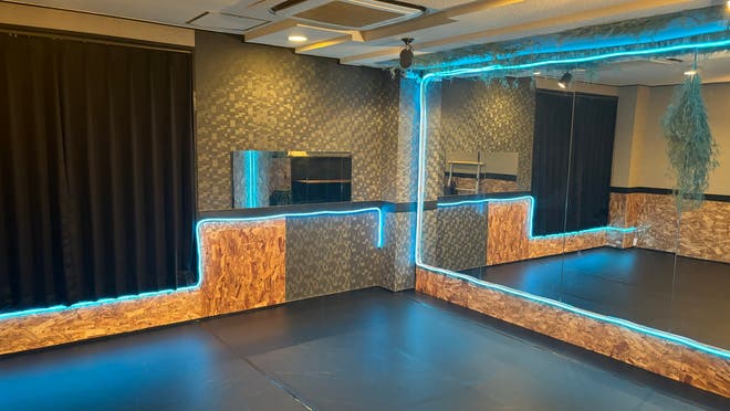 平塚駅西口徒歩5分!地域最安値!ダンス・ヨガ向けスタジオ!整体・マッサージ向けレンタルサロンとしても使える多機能スペース!の写真4