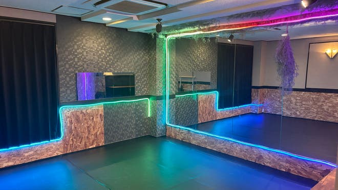 平塚駅西口徒歩5分!地域最安値!ダンス・ヨガ向けスタジオ!整体・マッサージ向けレンタルサロンとしても使える多機能スペース!の写真3