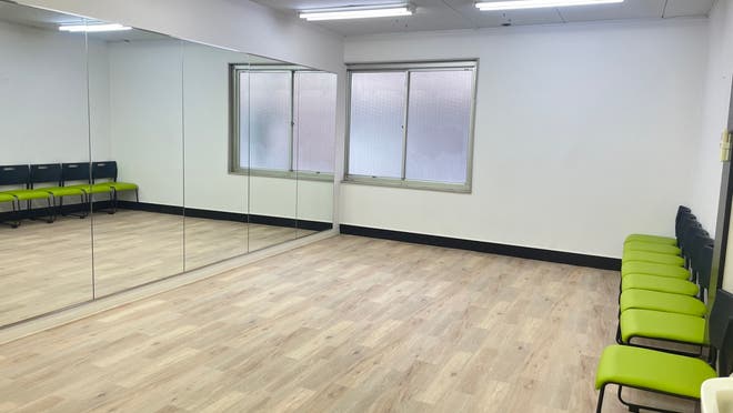 JR高槻駅 阪急高槻市駅から徒歩4分のレンタルスペースの写真3