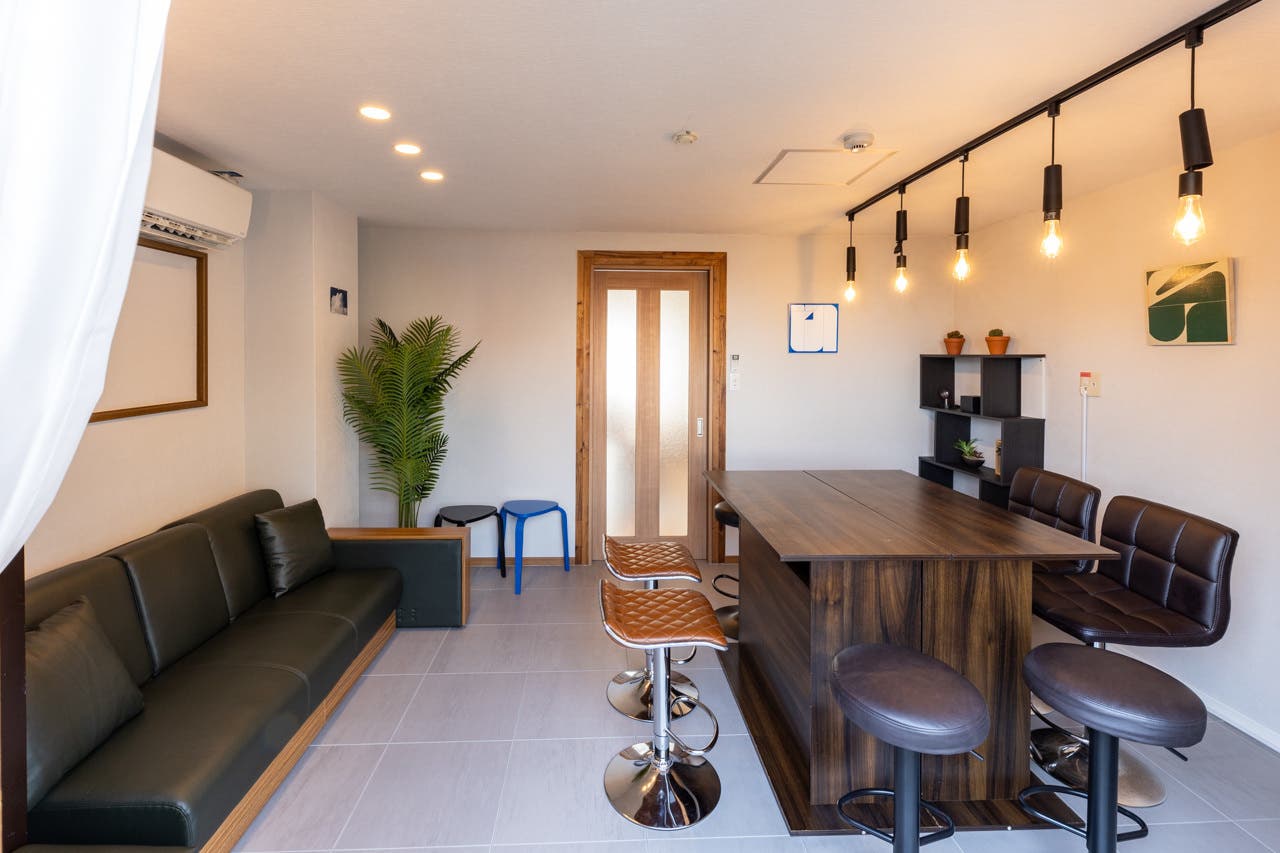 【テラス付き🌿大人数でくつろげる】大久保駅1分😍自然光抜群/撮影やパーティーなど多用途利用可能🥂最大25名の写真8