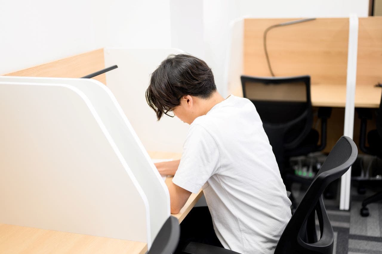 高円寺駅から徒歩３０秒の自習室の写真3