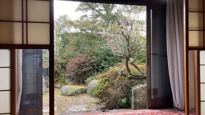 大内ハウス:中国道山口ICから5分の自然豊かな民家。撮影やお茶会にどうぞ。ピアノやギター、撮影用のレフ版もあります。の写真6