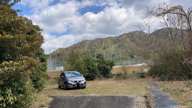 大内ハウス:中国道山口ICから5分の自然豊かな民家。撮影やお茶会にどうぞ。ピアノやギター、撮影用のレフ版もあります。の写真8