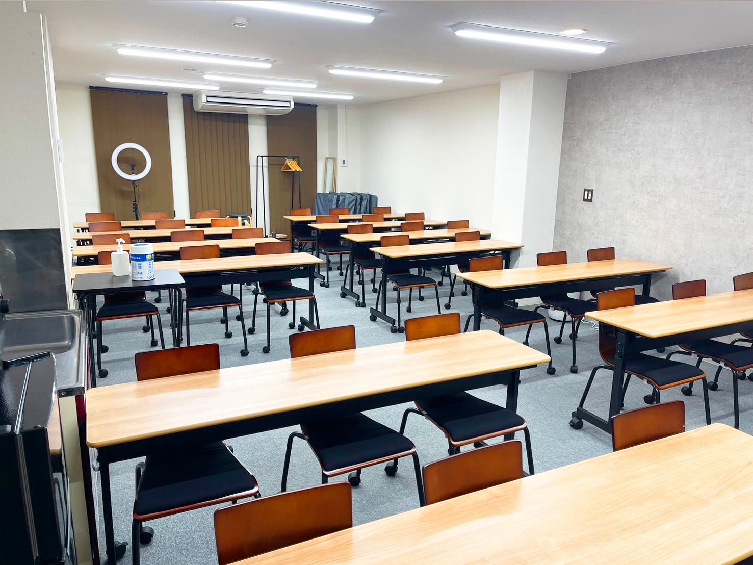  【ROOMs新宿御苑店】新宿御苑4分 四谷三丁目5分 最大38名/光回線/会議/セミナー/ボドゲ/施術/撮影【安い・綺麗】の写真6