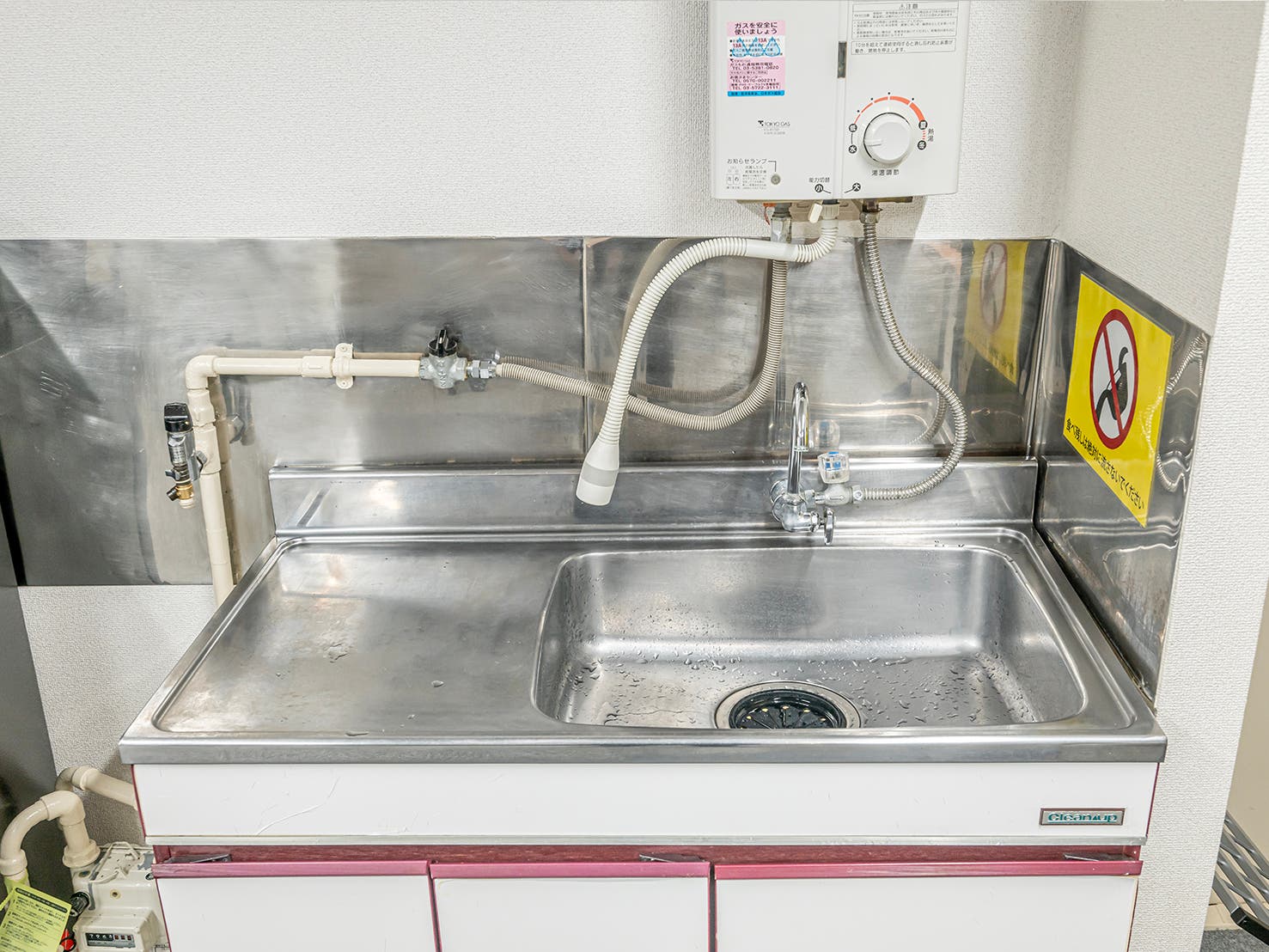  【ROOMs新宿御苑店】新宿御苑4分 四谷三丁目5分 最大38名/光回線/会議/セミナー/ボドゲ/施術/撮影【安い・綺麗】の写真25