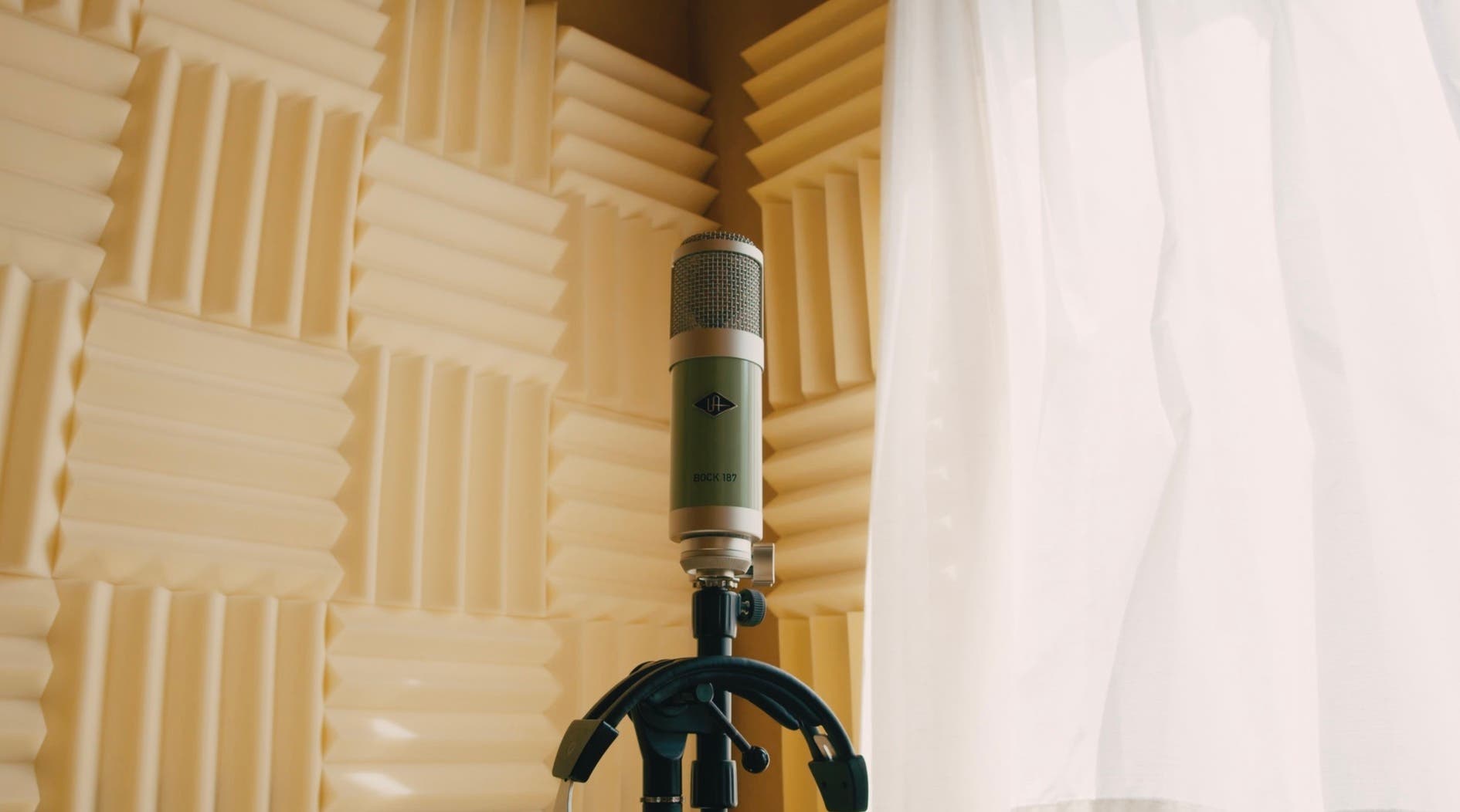 録音用コンデンサーマイク/オーディオインターフェース/配信向けデジタルミキサーの画像1