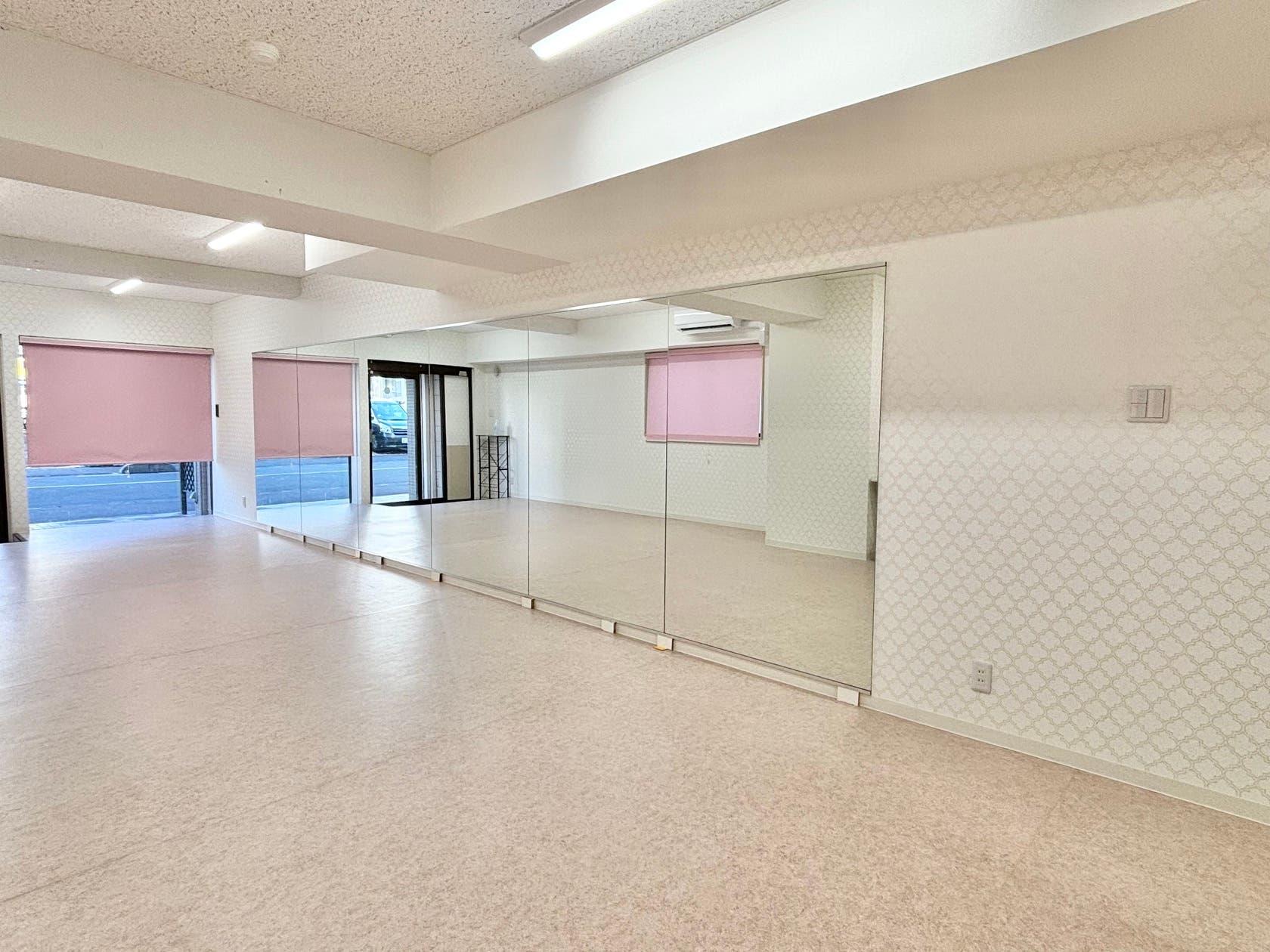 【西川口駅】東口徒歩3分のレッスンスタジオ【女性に人気！】の写真6