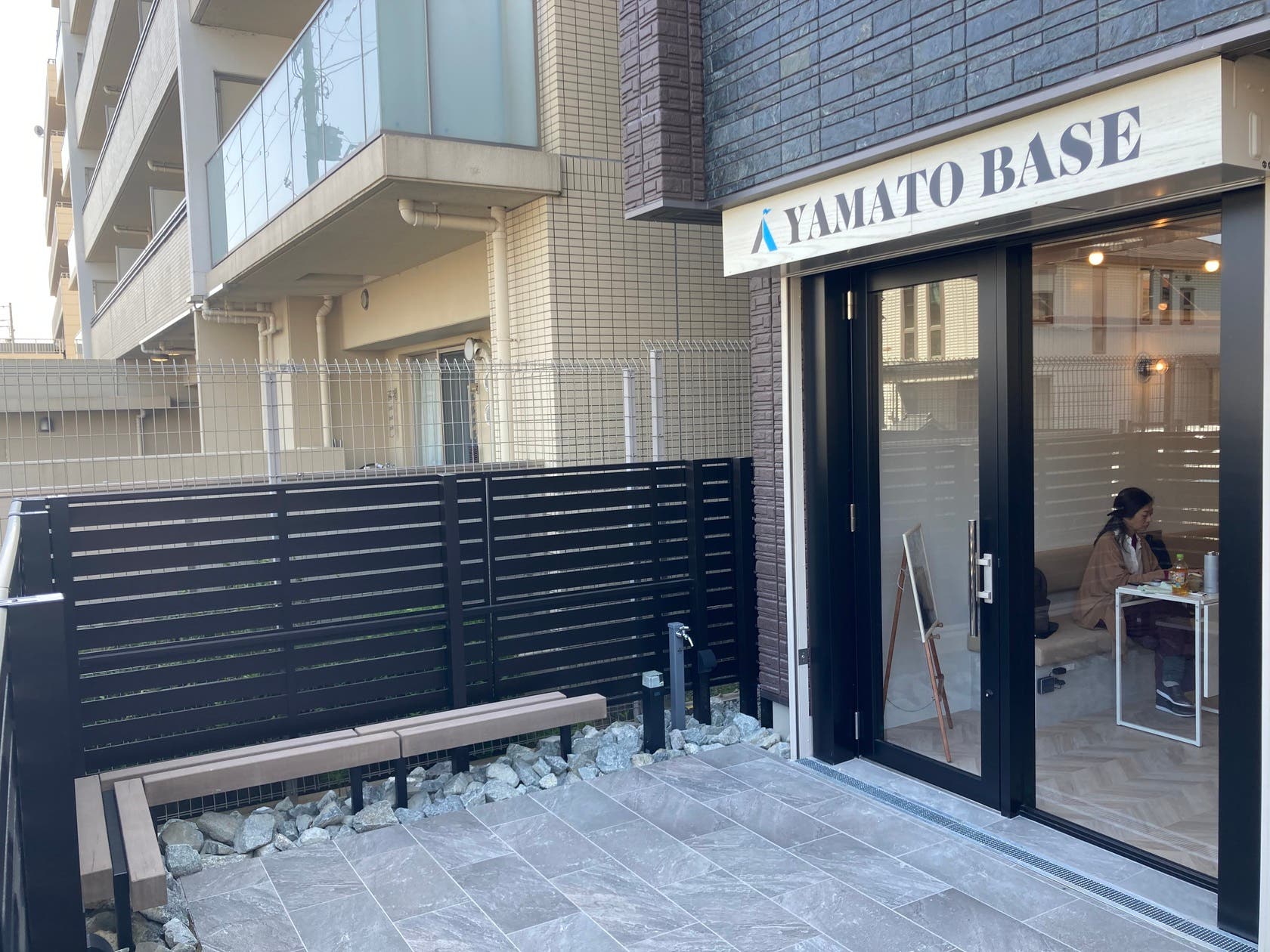 【パーソナルブース朱雀門】近鉄大和西大寺駅から徒歩6分の高速Wi-Fi完備の１時間から利用できる1人専用ブースです。の写真5