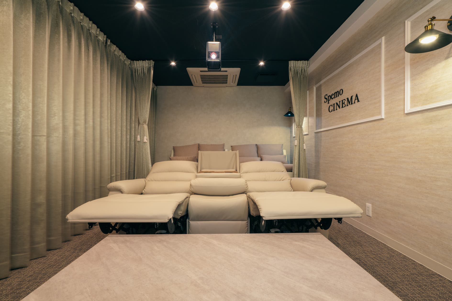 スペモシネマ✨クリスマス🎄歓送迎会🎊学割👨‍🎓映画鑑賞🎞デート💓ライブ鑑賞✨553_SpemoCINEMA福岡天神の写真5