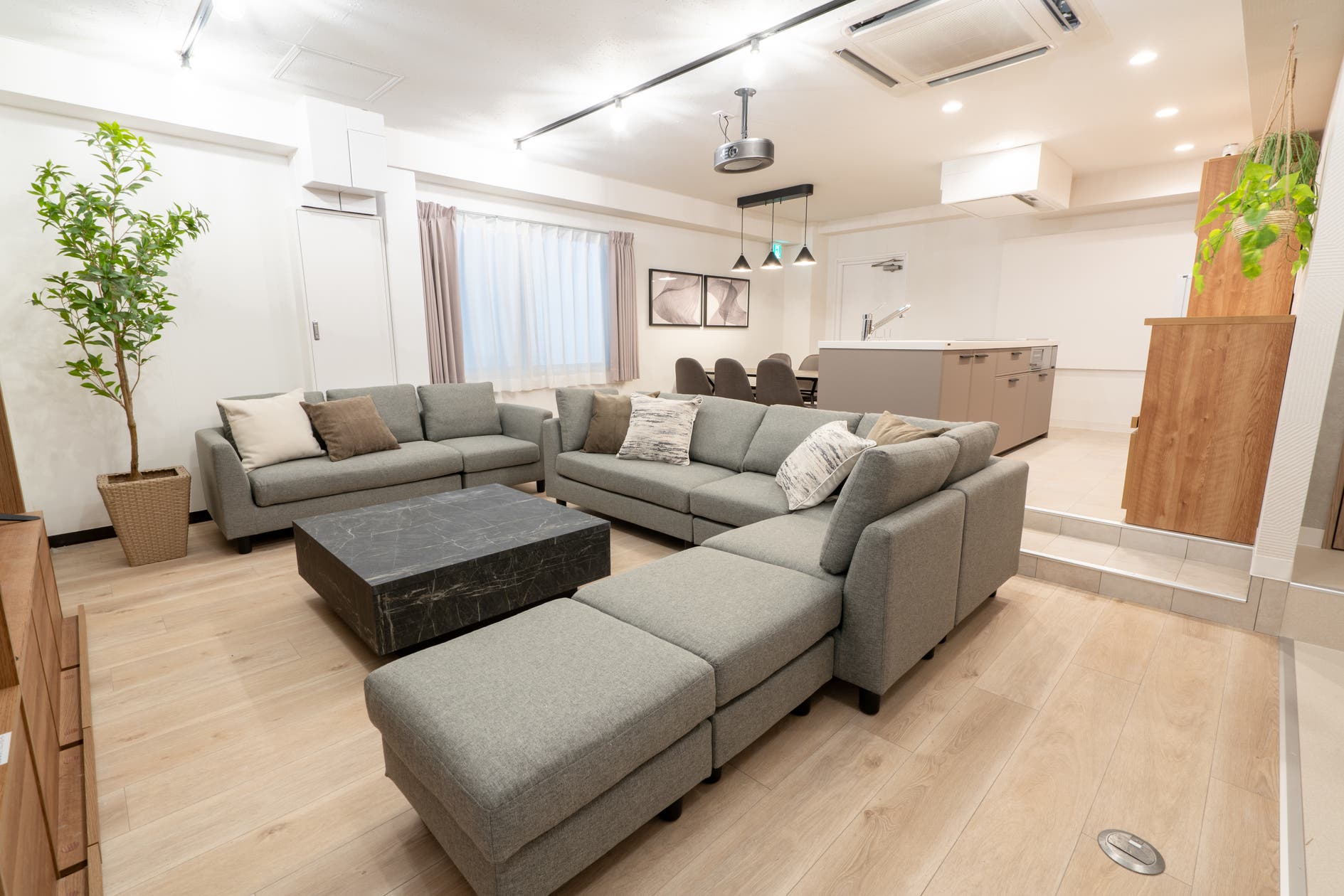 スペモリビング🏠忘年会🍺歓送迎会🎊プロジェクター🎥女子会🎀パーティ🌟537_SpemoLiving福岡天神の写真10