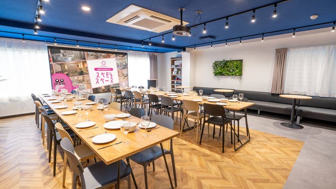 スペモ💡クリスマス🎄歓送迎会🎊大画面🎥駅近🚃ゴミ無料OK🙆♀️イベント✨️491_SpemoLounge福岡天神の写真1