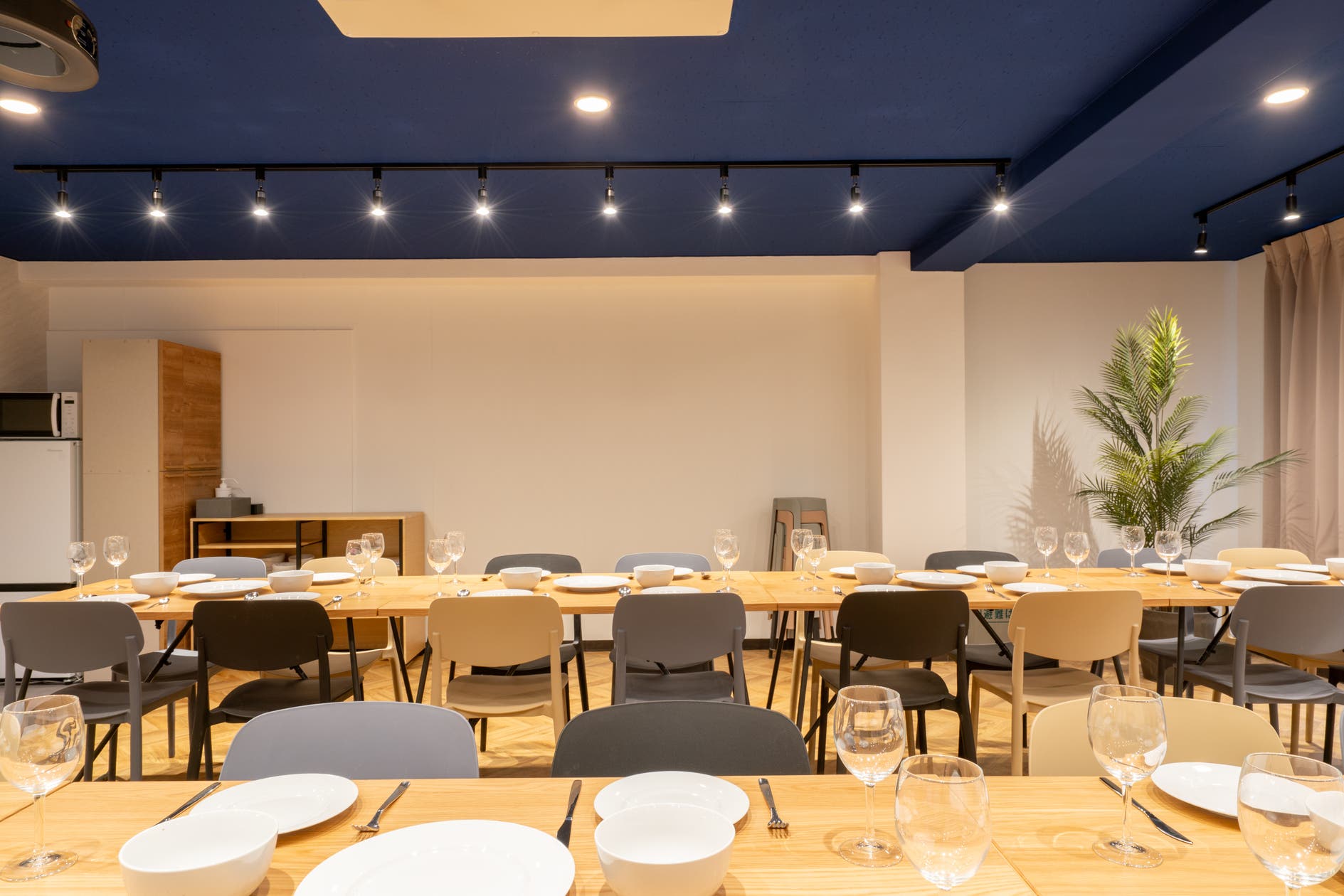 スペモ💡クリスマス🎄歓送迎会🎊大画面🎥駅近🚃ゴミ無料OK🙆‍♀️イベント✨️491_SpemoLounge福岡天神の写真7