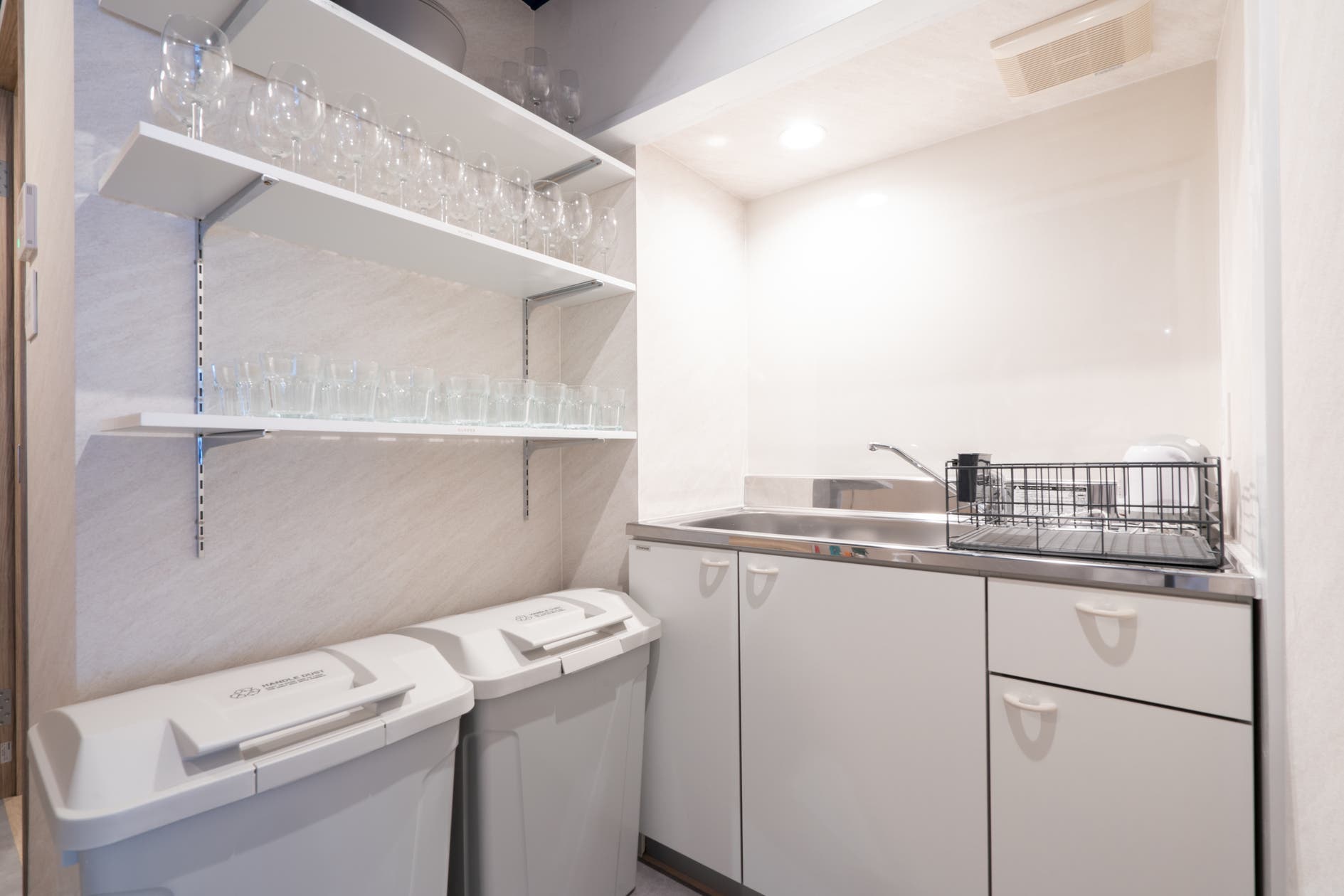 スペモ💡クリスマス🎄歓送迎会🎊大画面🎥駅近🚃ゴミ無料OK🙆‍♀️イベント✨️491_SpemoLounge福岡天神の写真29