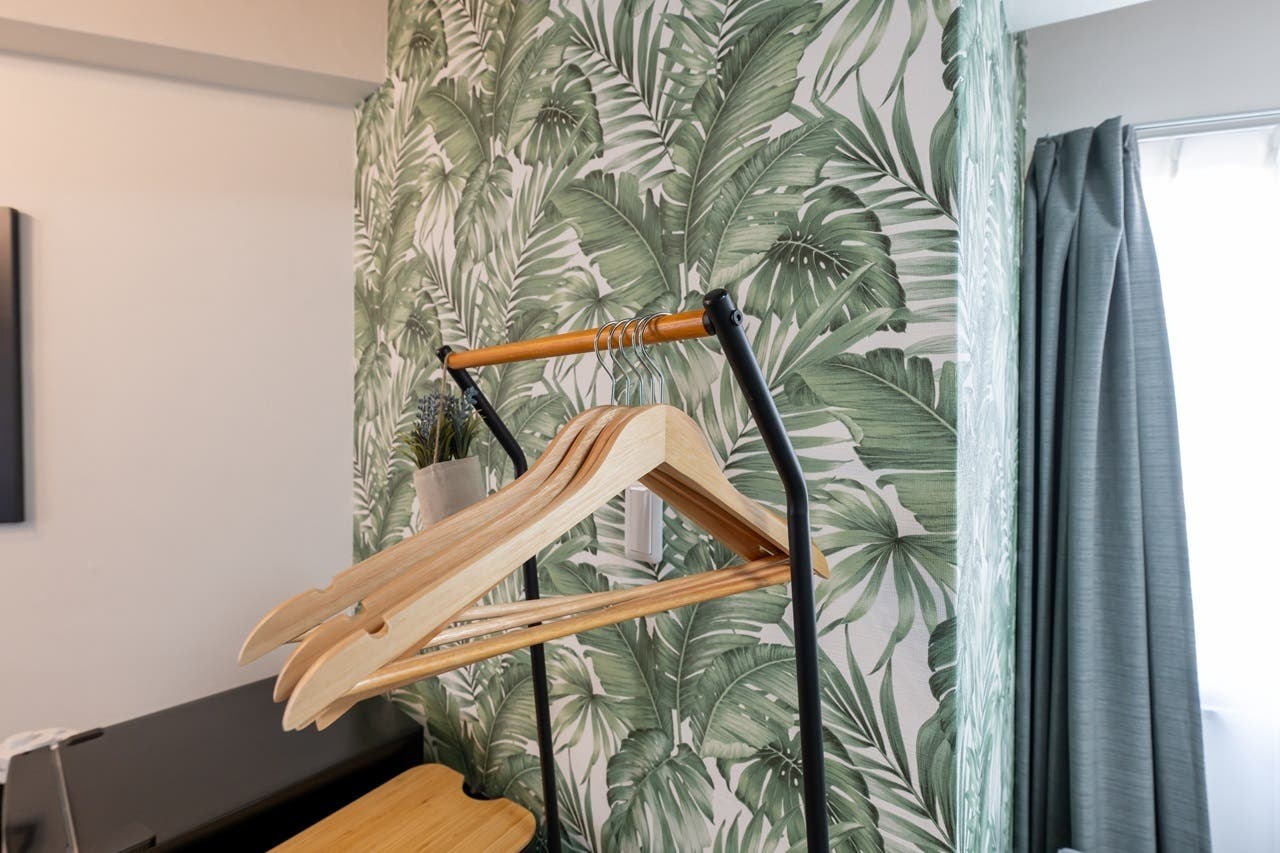 100インチスクリーンで映画鑑賞🎬気の合う仲間と楽しい時間を過ごせるスペースです🍃の写真13