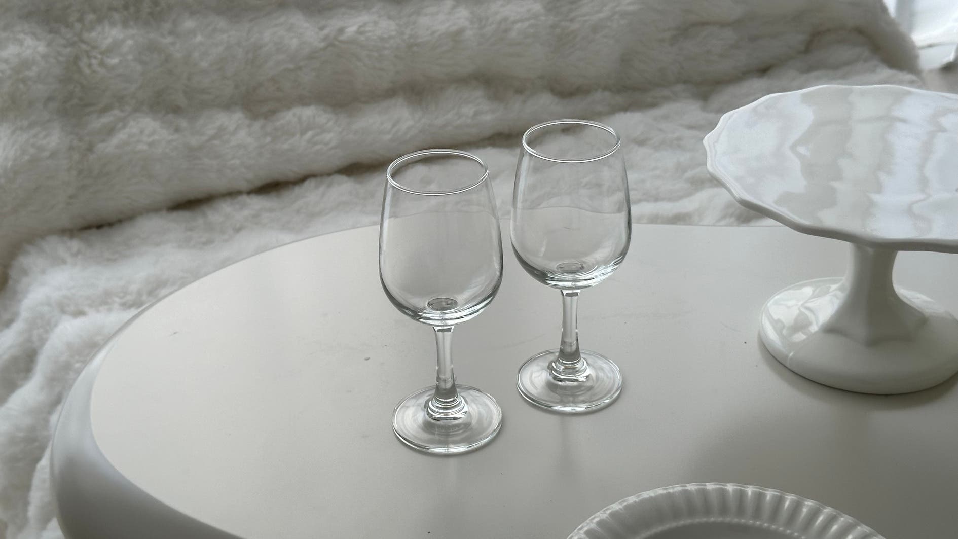 秋葉原駅徒歩4分🎉最大12名👭24H利用可🕐自然光✨イベント/デート/打ち上げ/女子会/韓国スタジオの写真6