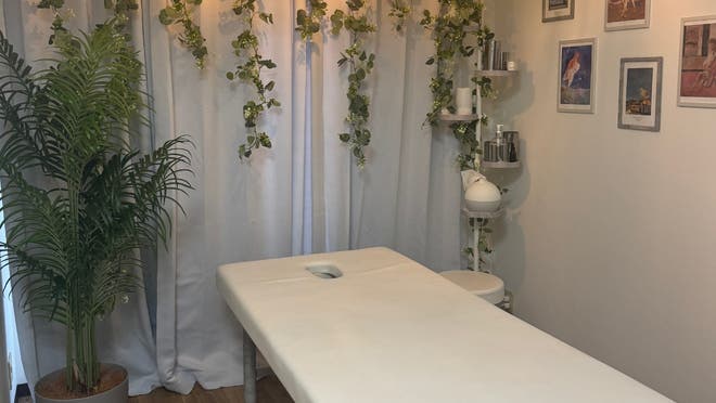 【天満駅・天六駅徒歩4分】完全個室のレンタルサロン☆隠れ家のような静かでおしゃれな上質空間の写真1