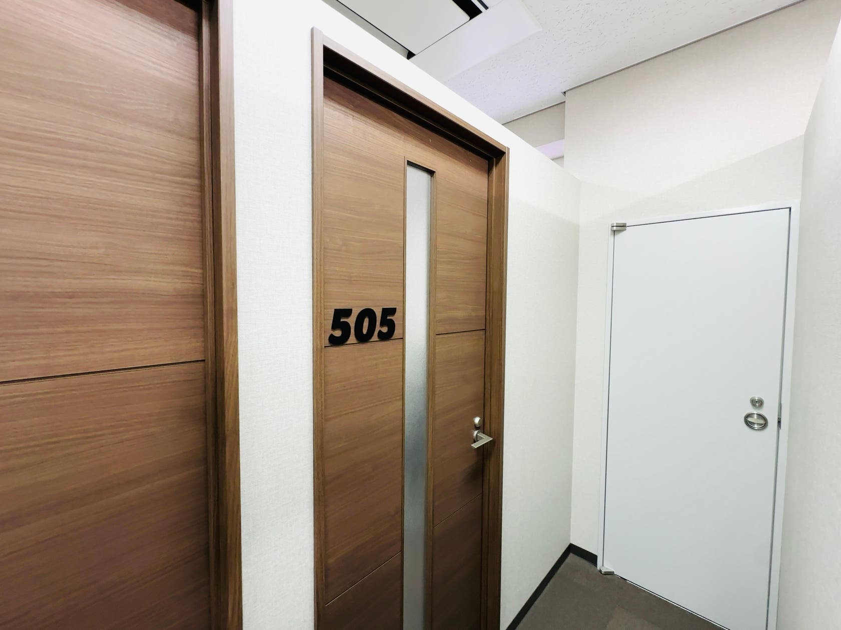 【名古屋駅1番出口より徒歩3分】1～2名★個室で人目を気にせず集中して作業・仕事・学習に最適！Wi-Fi無料！時間貸の写真16