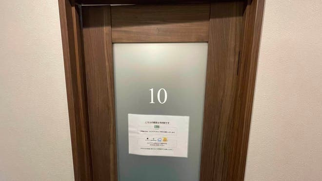 【¥385/30分!三鷹駅最安値 徒歩3分】1名完全個室(Room10)モニター(27インチ/4K)・Wifi・フリードリンクの写真5