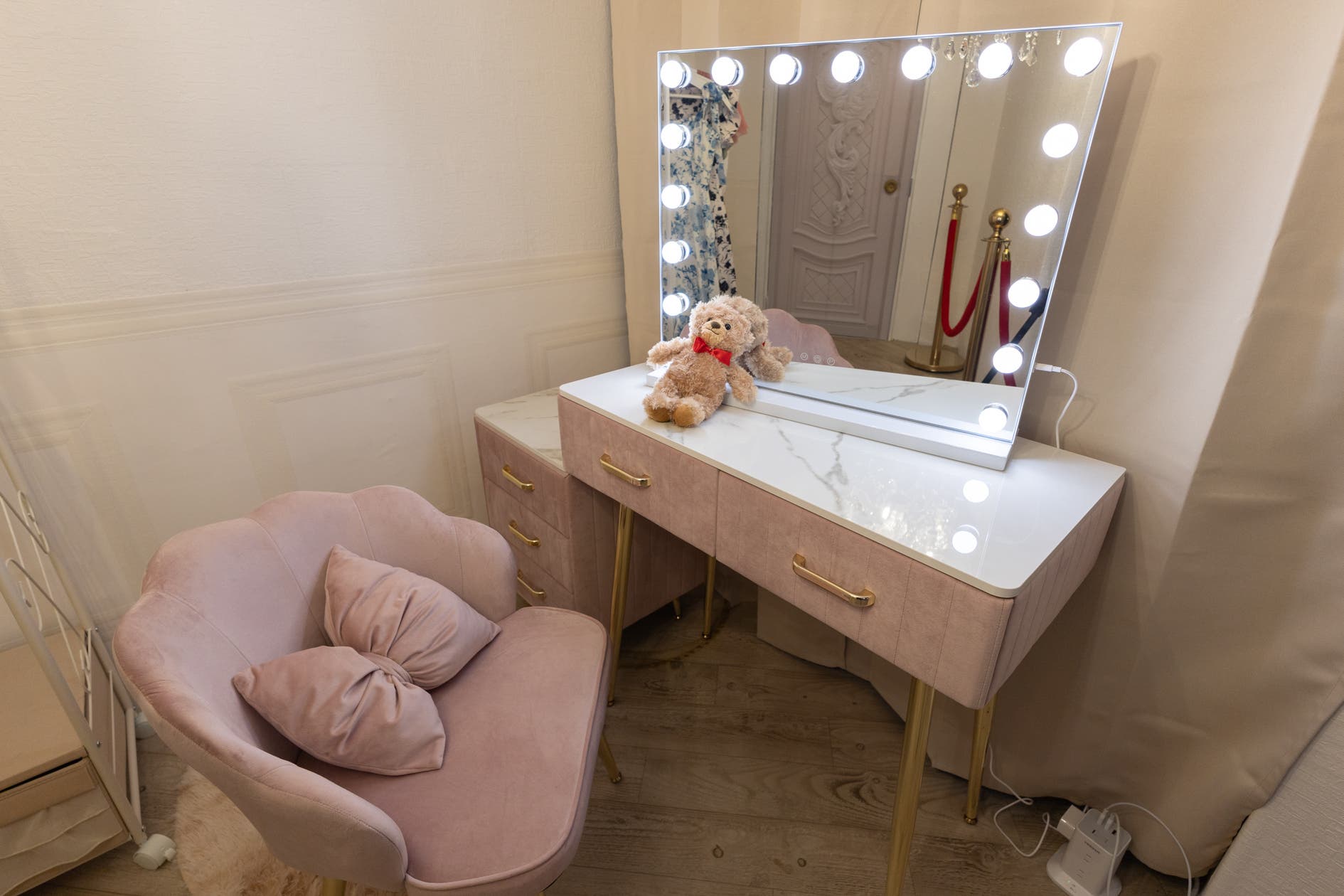 【オープン記念】姫系、K-POP、カントリー風、ポートレート撮影！いちばんかわいく撮れるスタイルがみつかるセルフフォトスタジオ🦄の写真21