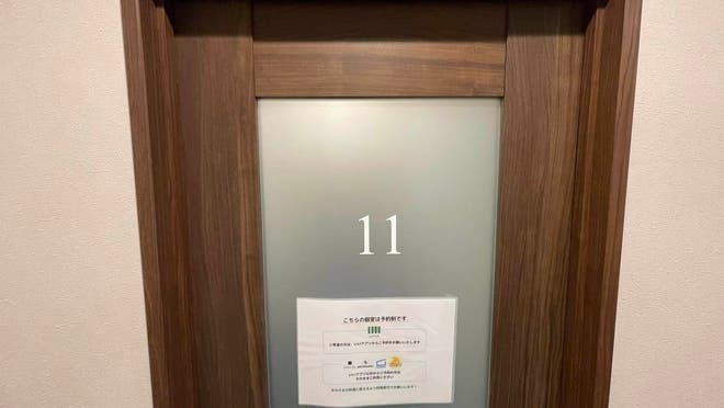 【¥385/30分!三鷹駅最安値 徒歩3分】1名完全個室(Room11)モニター(27インチ/4K)・Wifi・フリードリンクの写真5