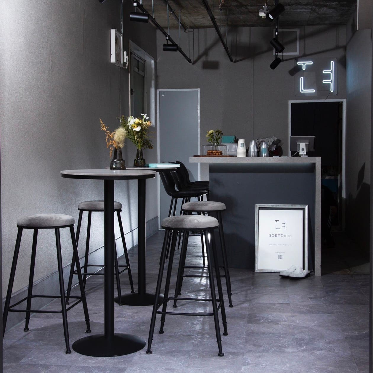 新大久保駅から徒歩5分の静かな路地に面したカフェバー（1階）の写真3