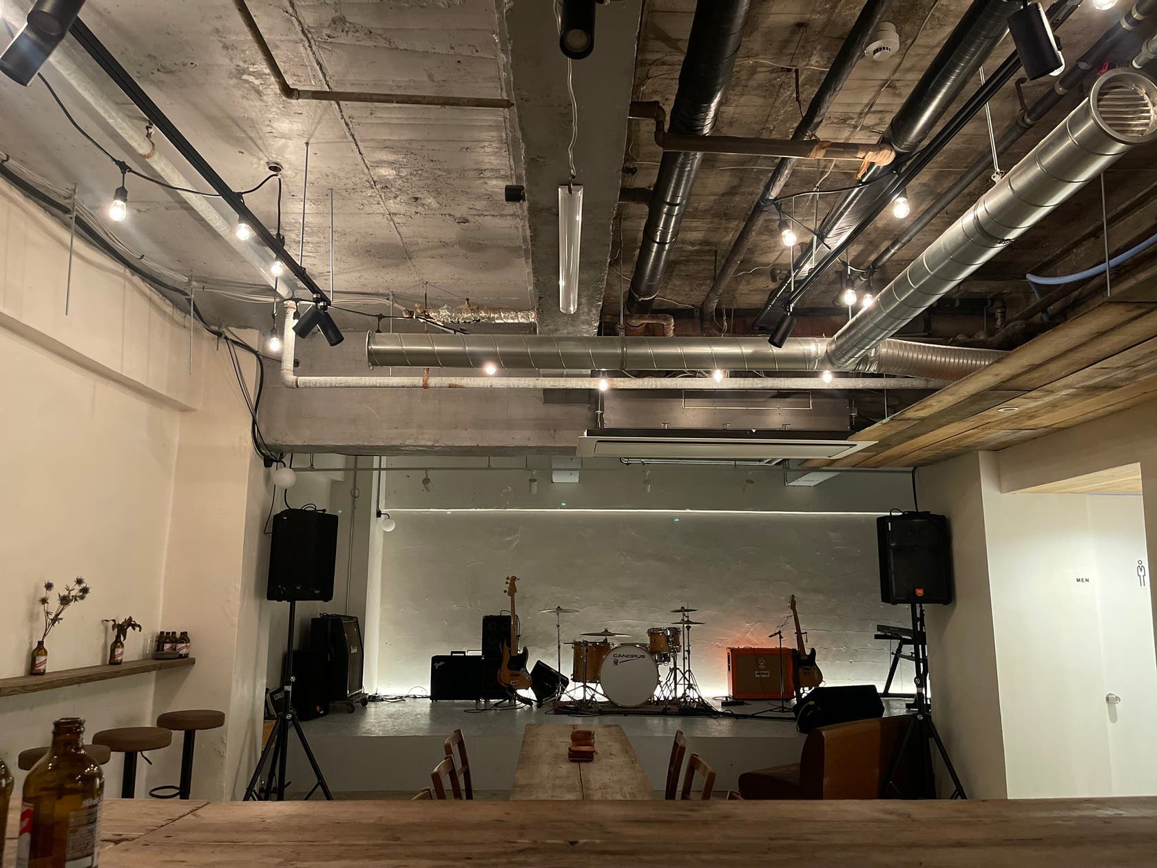 沼津駅徒歩8分のバーカウンターがある音楽スタジオライブスペースの写真6