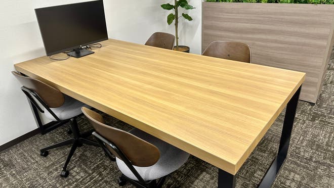 【1,2階】早稲田駅から徒歩3分のコワーキングスペース(オープンスペース)の写真3