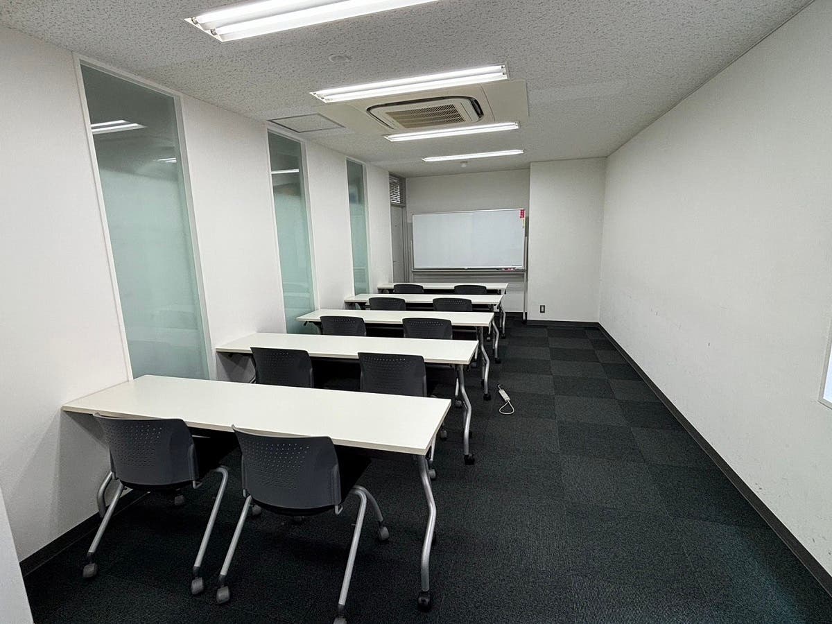 大阪会議室　ヒロホールディングス難波御堂筋店　第1会議室の写真1