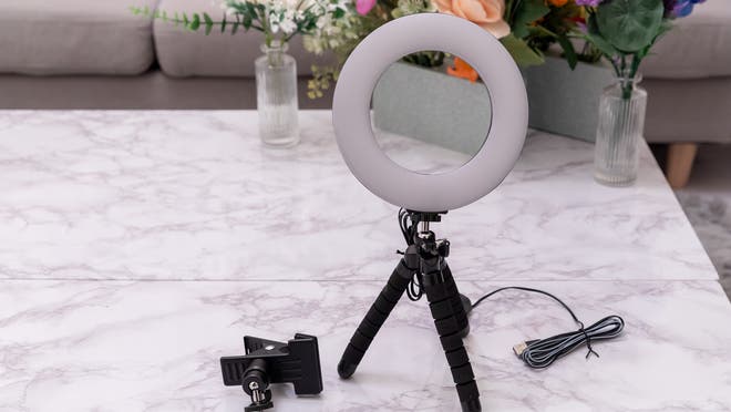 【南森町5分】防犯カメラ無し/65型大型テレビ📺/24H利用可🙆♀️誕生日会🎂推し活📢女子会💎デート💗ゲーム🎮Raven天神橋の写真18