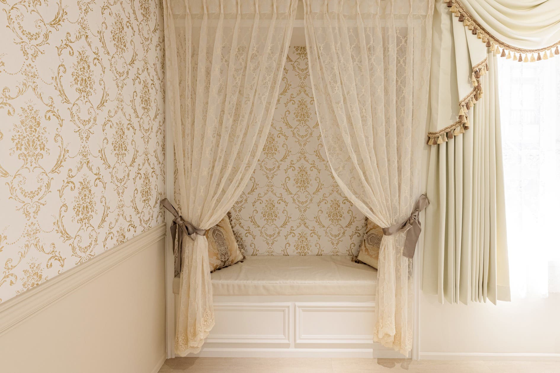 【新ページ移転案内中】11st😉推し活・本人不在の生誕祭に人気！フレンチロココな撮影スタジオ｜｜撮影会・推し活・コスプレに！｜の写真7