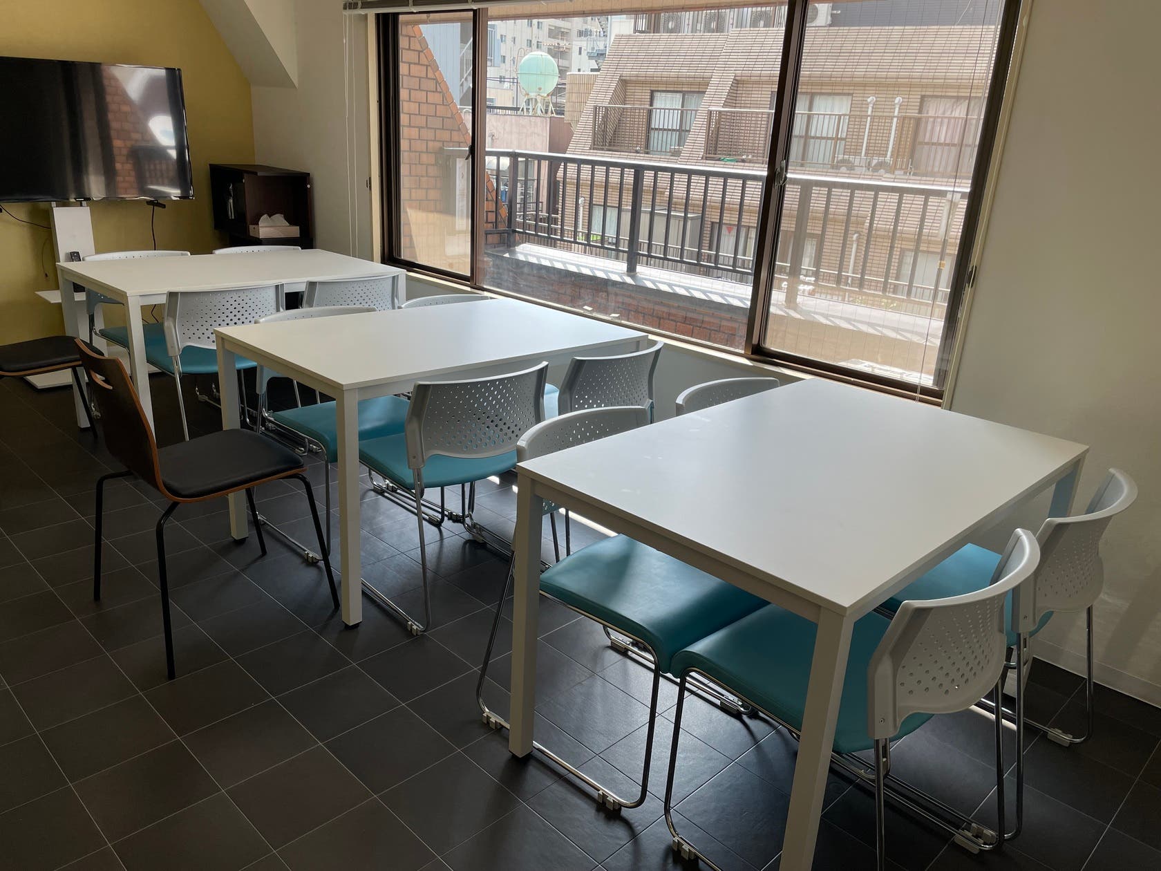 茅場町2分//リピーター多数【即予約可・高速度WiFi・除菌完備】各種教室、会議、商談、面接、研修、撮影等に最適な個室スペースの写真13