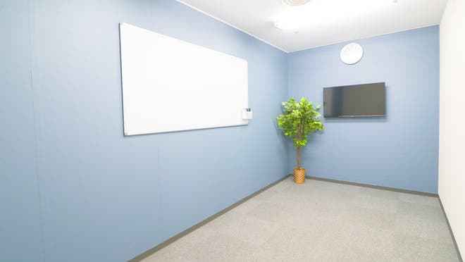 【梅田駅地下直結で最高の立地!大阪駅前第2ビル!12名】大型モニター・WiFi全て無料!ふれあい貸し会議室 梅田No122の写真6