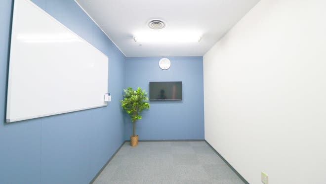 【梅田駅地下直結で最高の立地!大阪駅前第2ビル!12名】大型モニター・WiFi全て無料!ふれあい貸し会議室 梅田No122の写真7