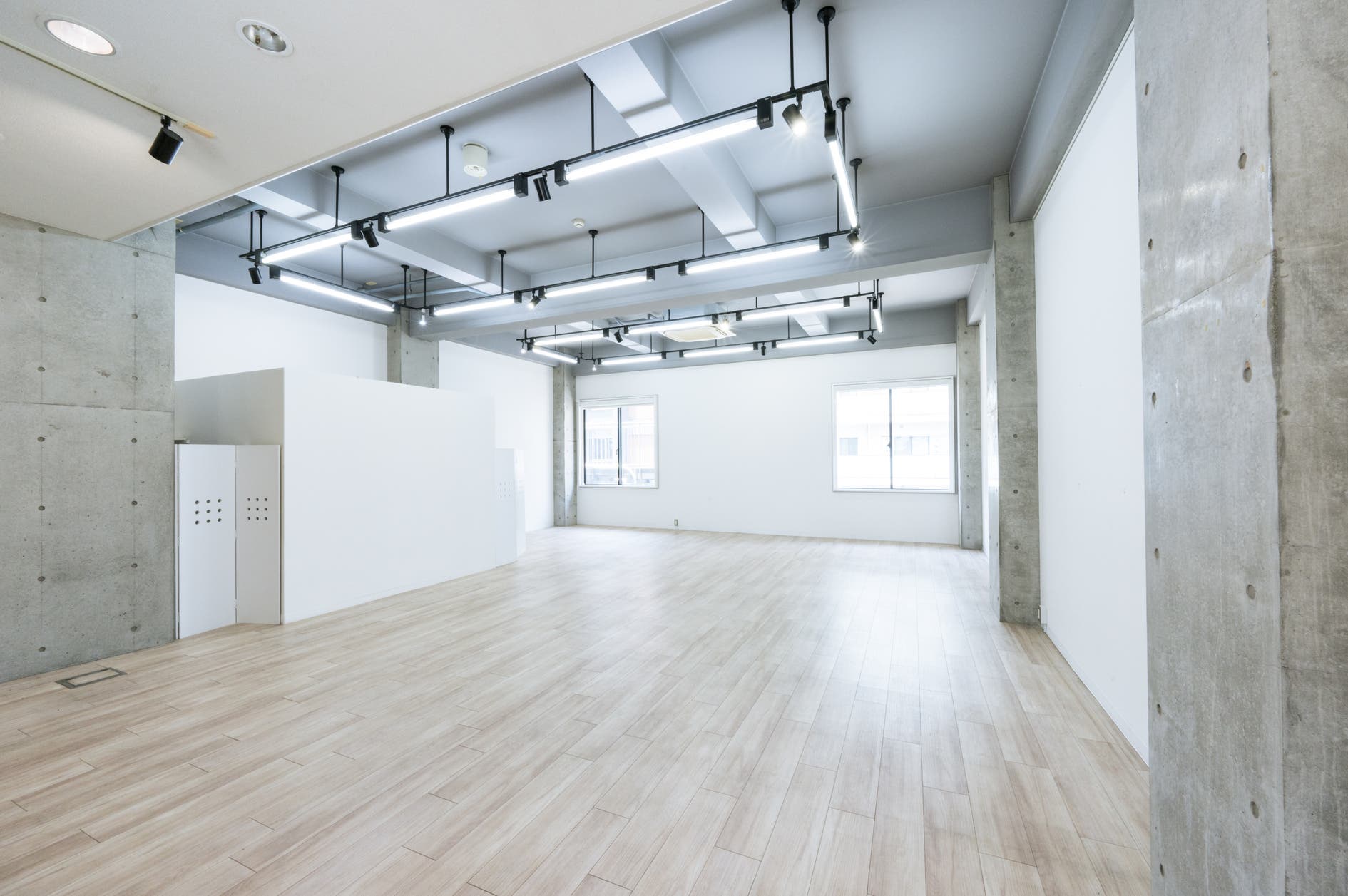 動物可🐶白壁×コンクリート造り×天高3.65ｍの自然光が入る居心地◎のオシャレな空間！KITAYAPARK徒歩１分♪の写真7