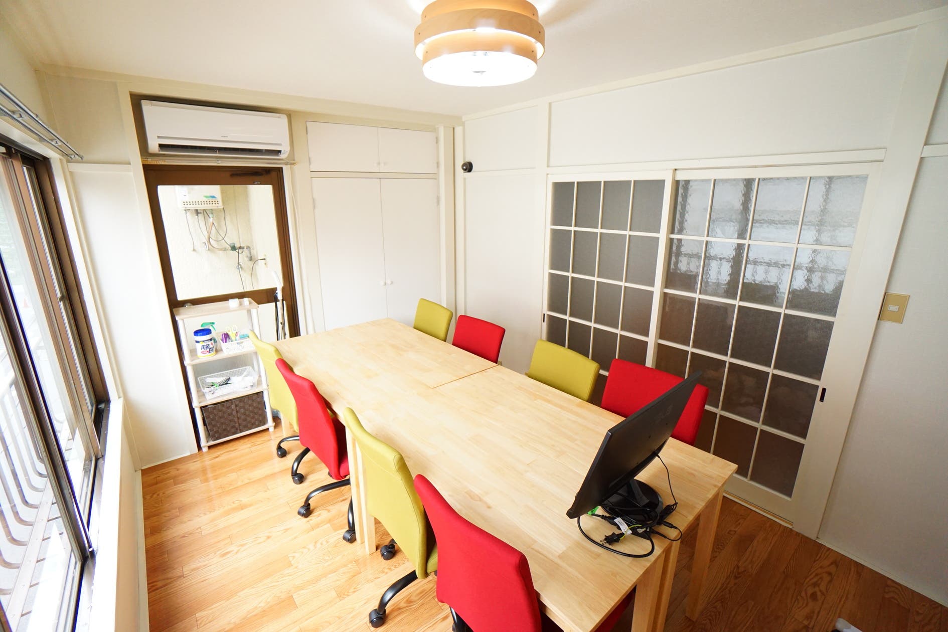 ＜サボテン会議室＞立川駅徒歩3分🚃光回線Wi-Fi📶モニター🖥️ホワイトボード📝会議/テレワーク/Zooｍの写真6