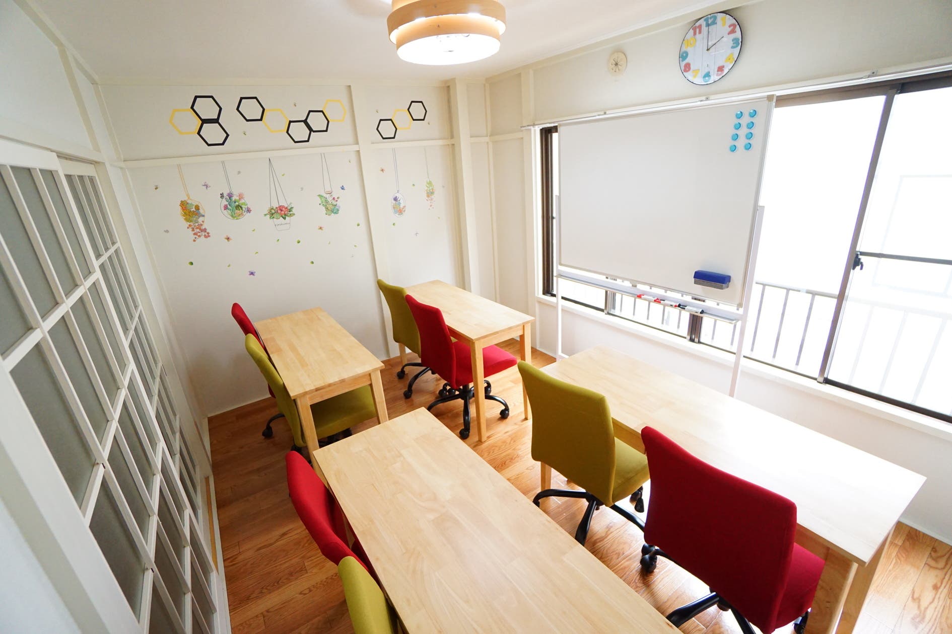 ＜サボテン会議室＞立川駅徒歩3分🚃光回線Wi-Fi📶モニター🖥️ホワイトボード📝会議/テレワーク/Zooｍの写真7