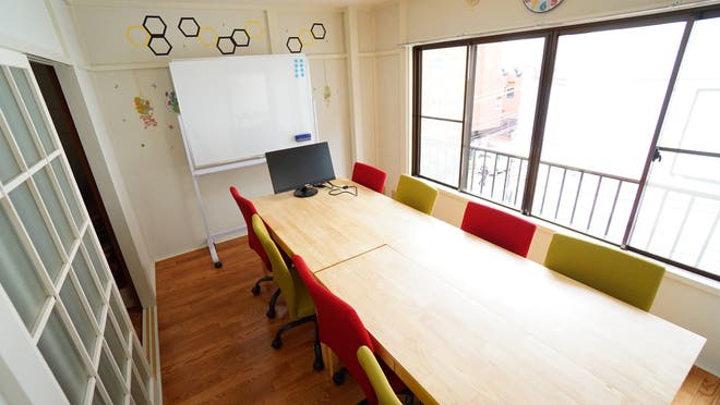<サボテン会議室>立川駅徒歩3分🚃光回線Wi-Fi📶モニター🖥️ホワイトボード📝会議/テレワーク/Zoomの写真2