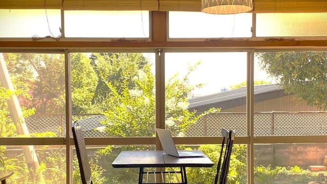 信夫山アートギャラリー カフェスペース(コワーキング)の写真2