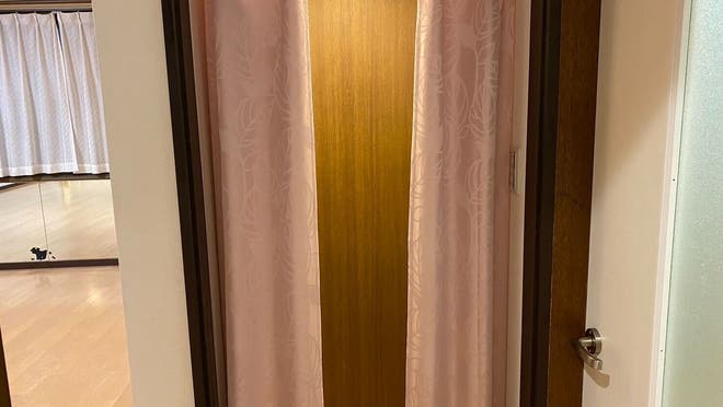 高崎駅東口から徒歩8分のヨガスタジオ!完全個室の大小3面鏡張りでヨガレッスンができます!の写真11