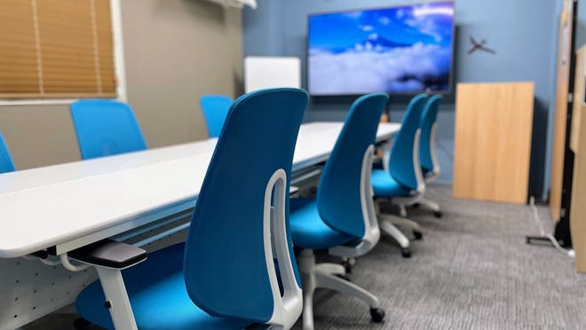 【レビュー割🌸】GOZAR会議室 代々木八幡DENGEN|代々木八幡駅2分|🎤セミナー・会議に最適🎉の写真1