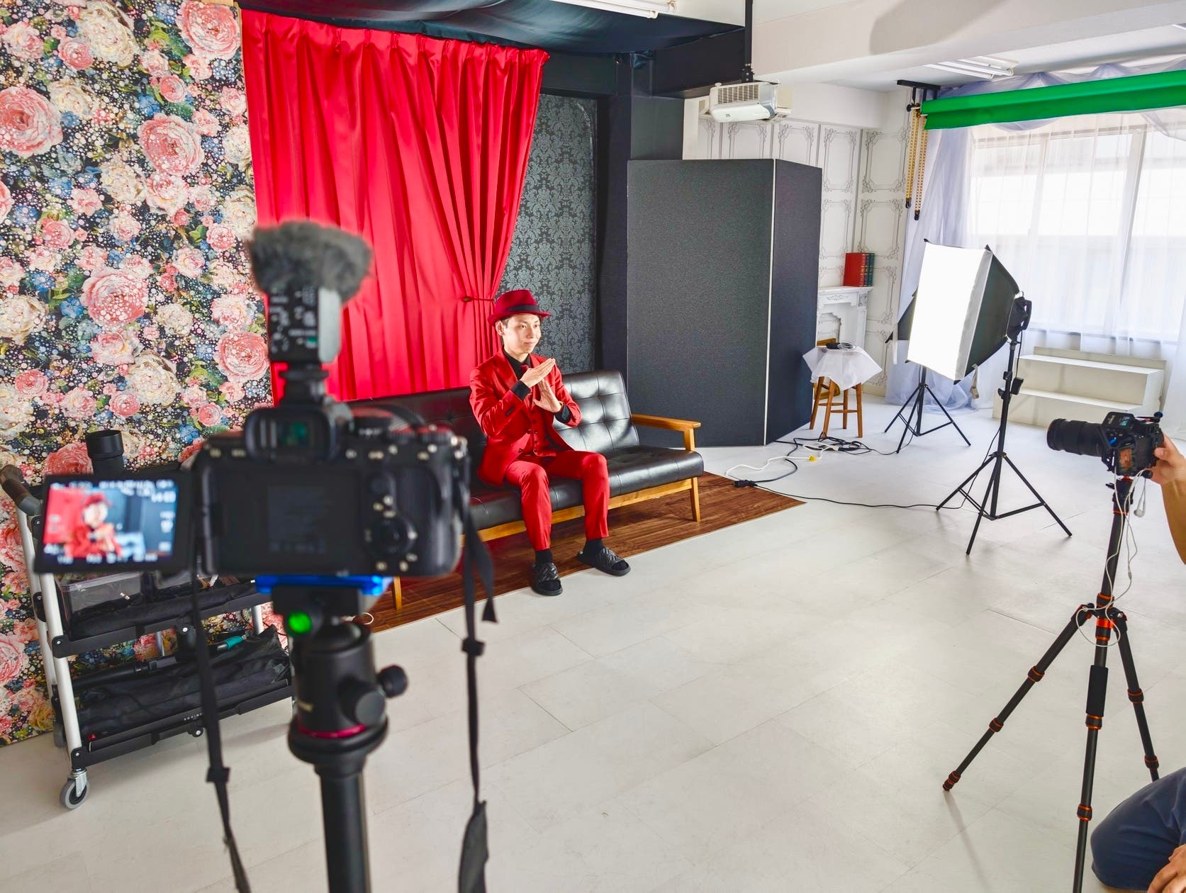 白基調の撮影空間｜動画・ポートレート🌼メイクルーム🪞照明機材💡横浜🌃みなとみらい[32]の写真9