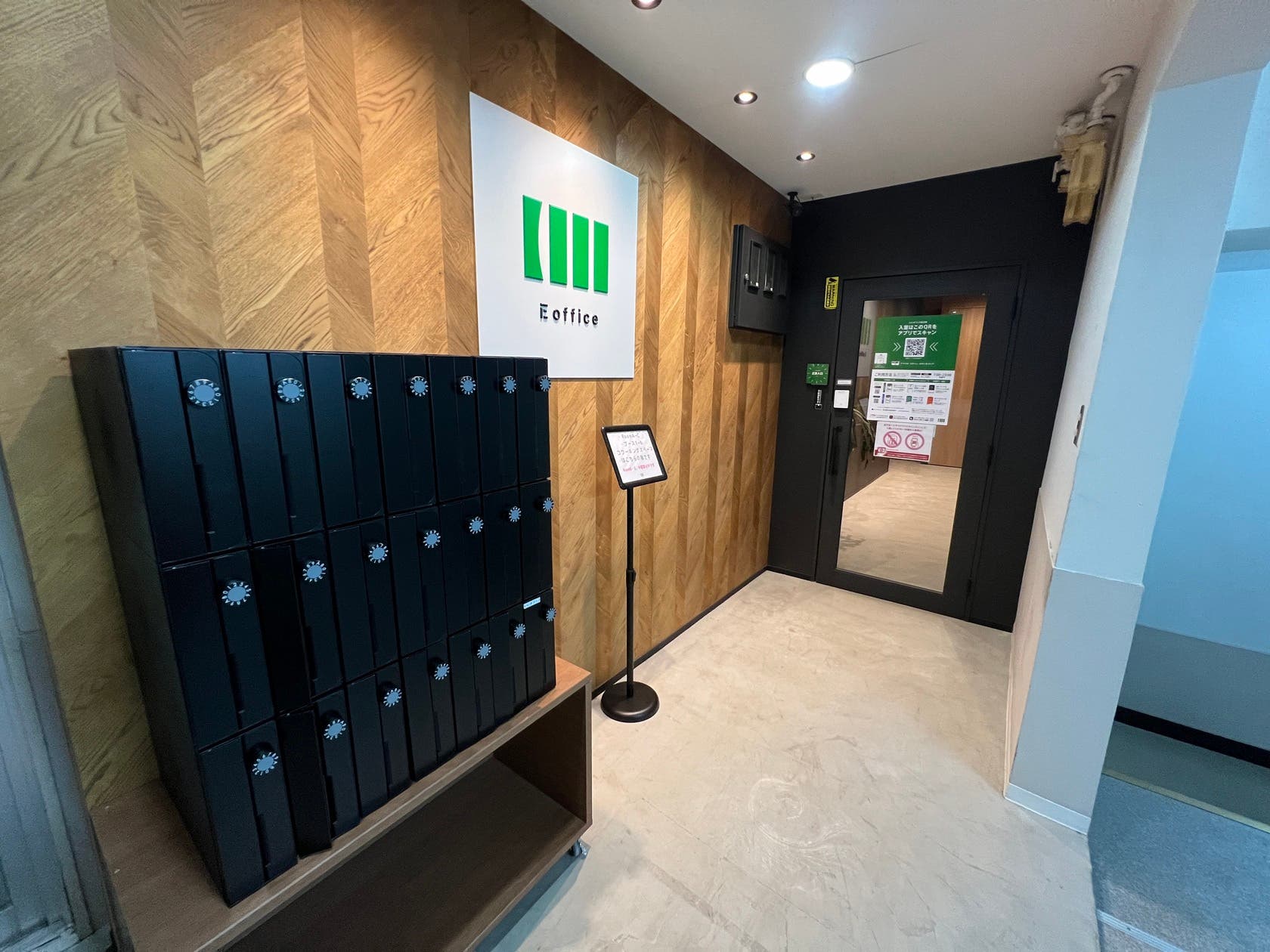 【西中島南方駅から徒歩5分】1時間1,100円！｜4F_RoomB（定員4名）モニター付◎の写真9