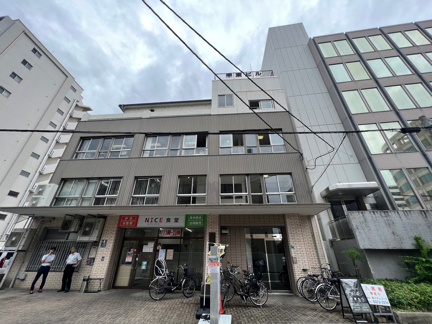 【西中島南方駅から徒歩5分】1時間 660円！｜1名用の完全個室（4F_ブース1）の写真10