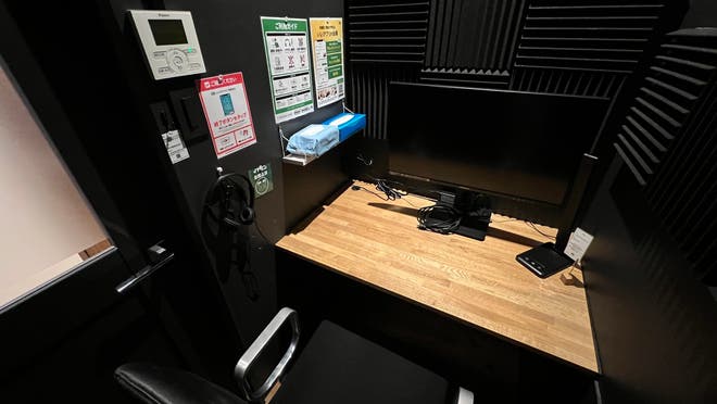 【西中島南方駅から徒歩5分】1時間 660円!|1名用の完全個室(4F_ブース6)の写真2