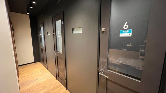 【西中島南方駅から徒歩5分】1時間 660円!|1名用の完全個室(4F_ブース6)の写真3