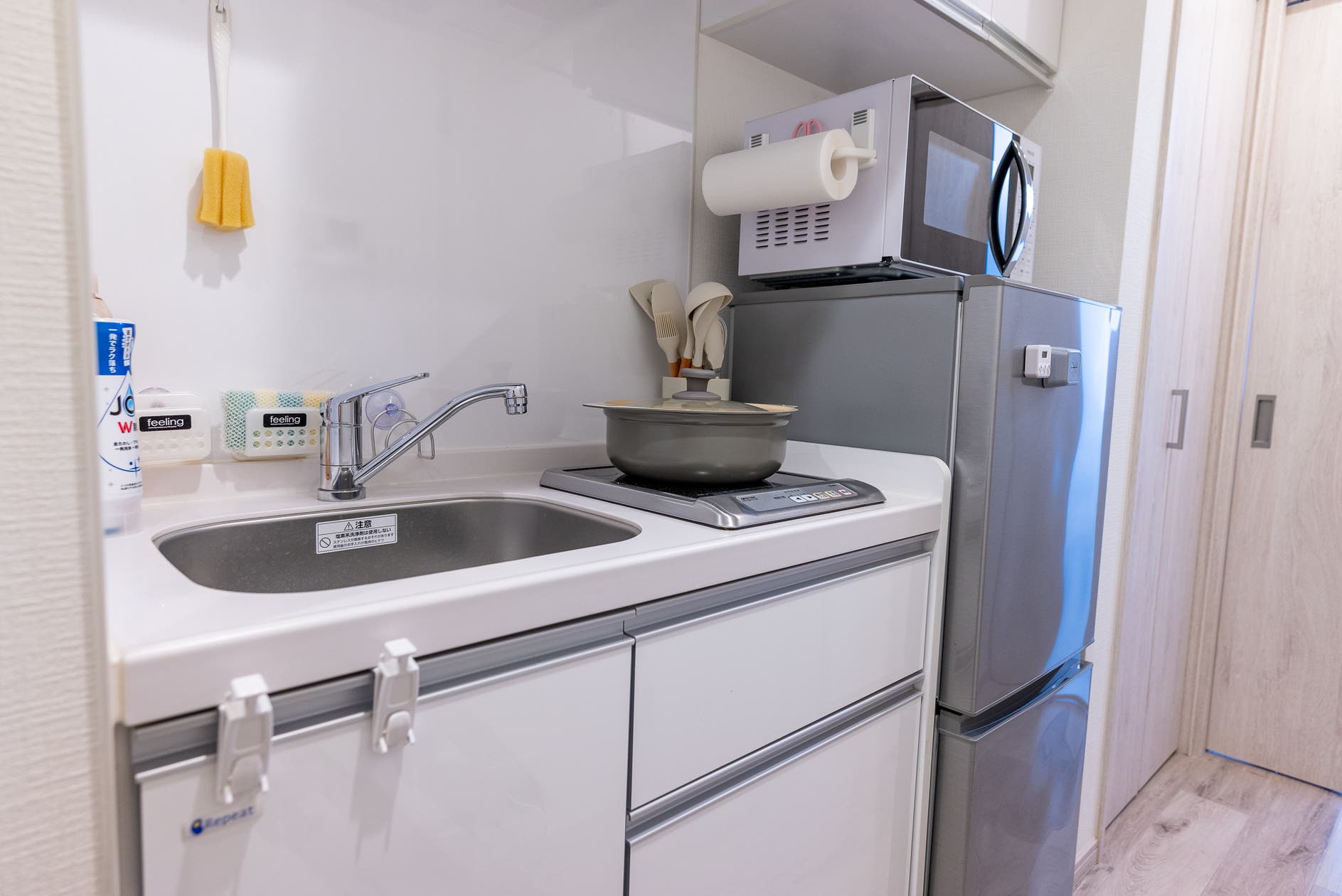 五反田2分🛋️24時間🎥撮影配信🎄パーティー📺55型TV🎬アマプラ映画✨シンプルモダン内装🏠ゴミ捨て無料の写真4