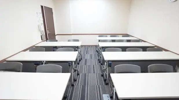 名古屋会議室 錦店 第2会議室【セルフ設営&当日予約OK!直近1週間室料45%オフ】の写真1