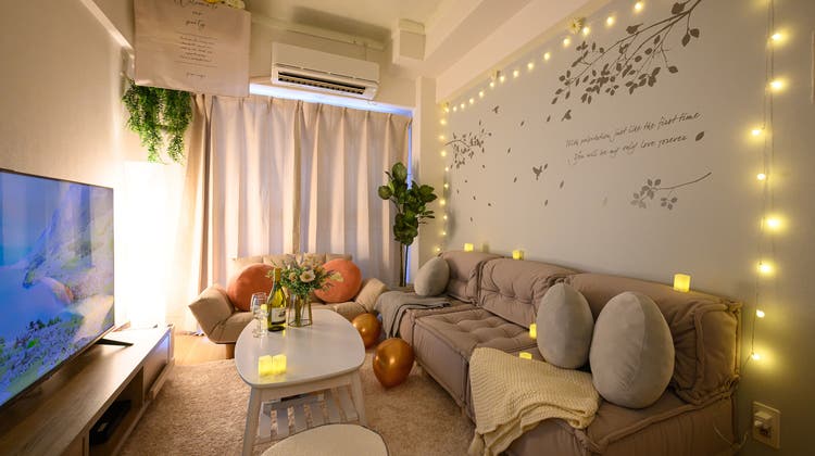 🎊pop新大阪2号店🎊 大切な人との時間を彩る心地よい空間✨/ 防犯カメラなし / デート💓映画鑑賞🎬ゲーム🎶タコパ🐙の写真1