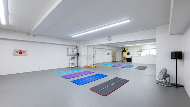 【久米川駅30秒】駅近 × ほぼ真四角なスタジオ 多人数利用や様々な教室開講に最適なレンタルスタジオ‼の写真4