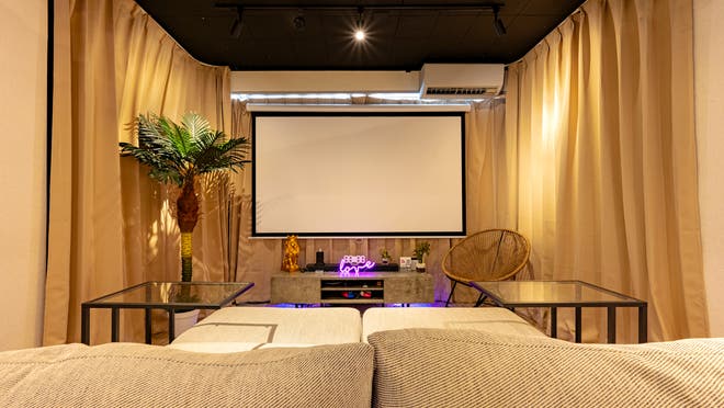 スペモ🎬クリスマス🎄学割👨🎓新橋駅4分❗プロジェクター🎥映画鑑賞🎞️デート💕570_LEONEXCINEMA新橋の写真11